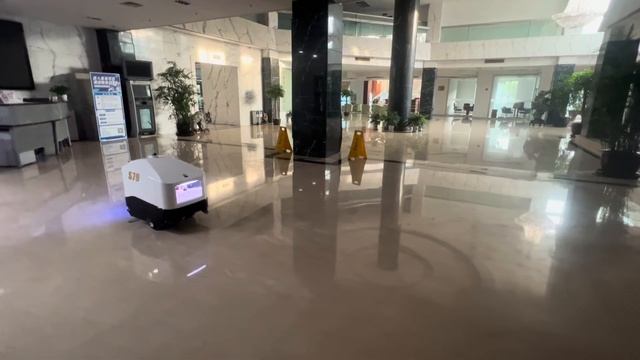 KOKOBOTS S79 компактный коммерческий робот для мытья полов