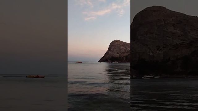 Как начинался август в Новом Свете. Вечерняя прогулка на набережную.
