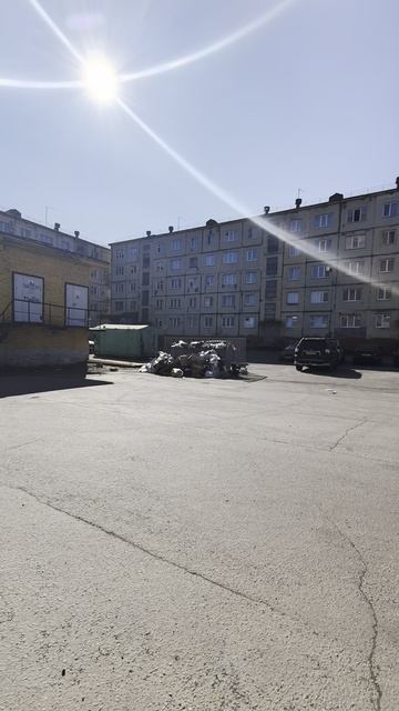 А это что ? Все службы забили на это ?