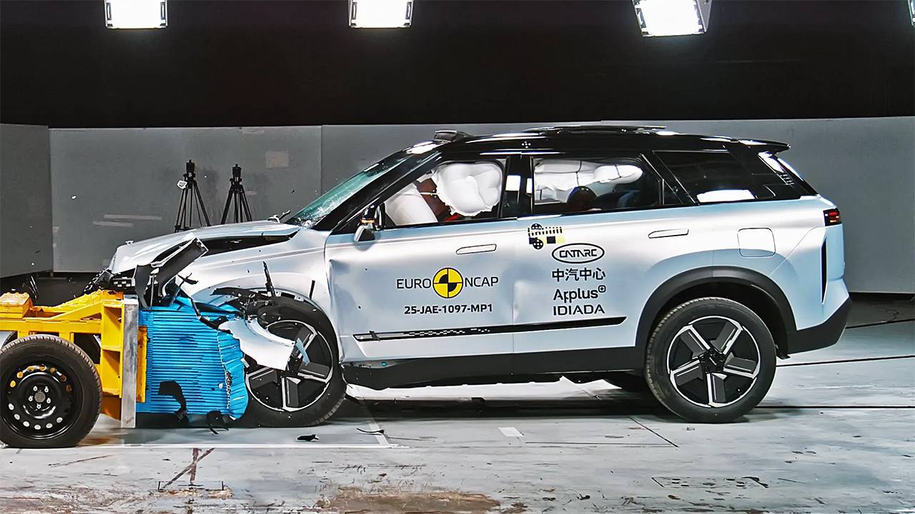 Краш-тест нового Jaecoo J7 2025 от Euro NCAP на CarMaps.Ru