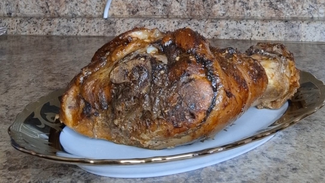 запеченная свиная 🍖