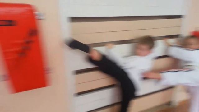 Школа Косики каратэ Лидер