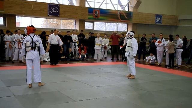 Спартакиада школьников по Косики каратэ 2013. Гиёсов.