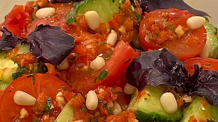 Летний ПП-Салат...🥗😋 Рецепт в описании ✍️