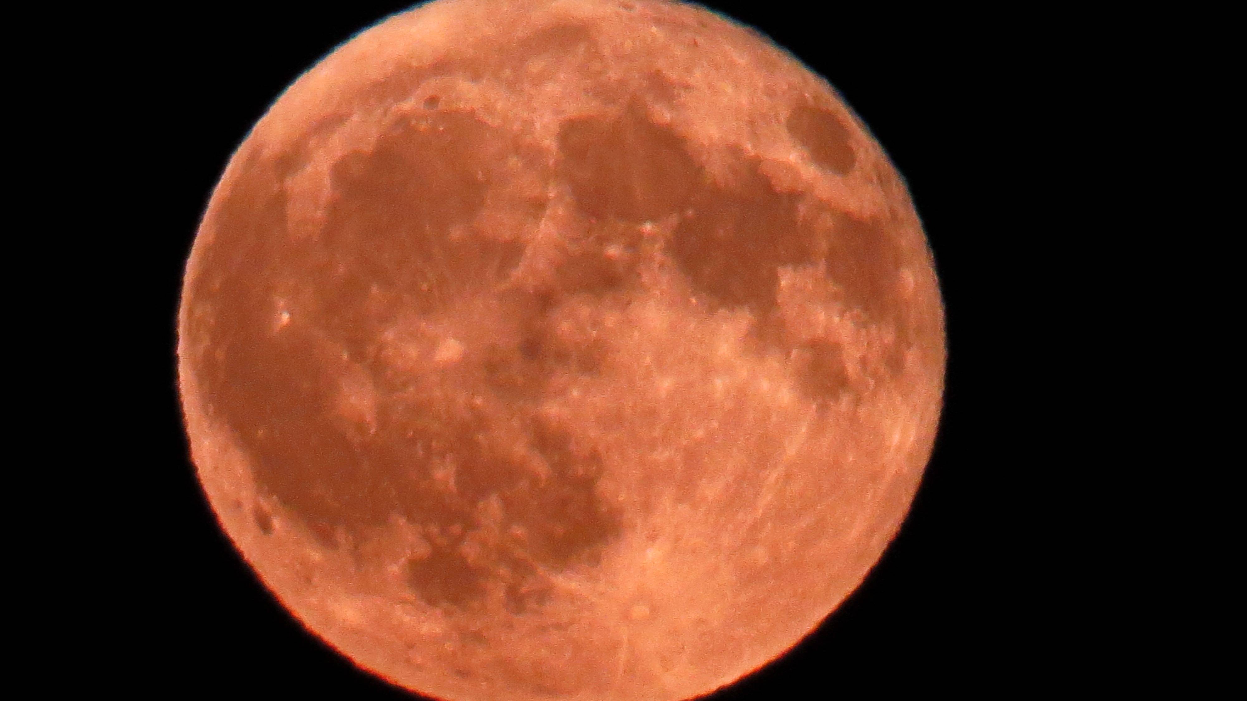 Полнолуние над Феодсийским заливом. 9 августа.