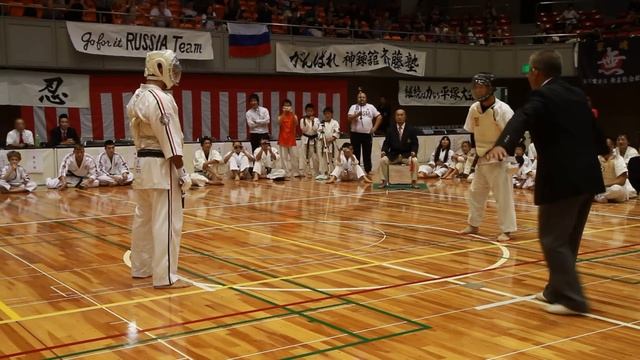6-ой Бой в команде на 28-ом Чемпионате Японии по Косики каратэ. Мартынов победил нокаутом!