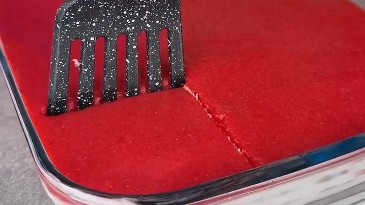 Клубничный ТИРАМИСУ...🍰🍓☕😋    Рецепт в описании ✍️