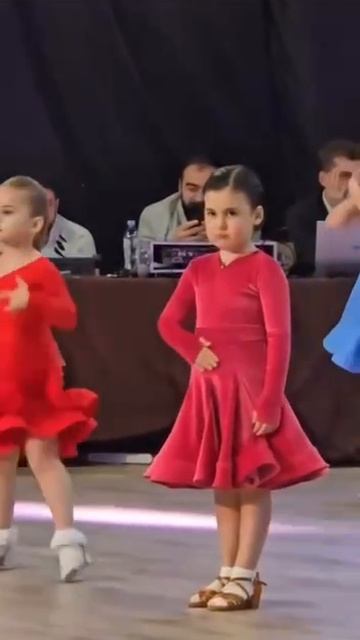 дайте поесть #shorts
