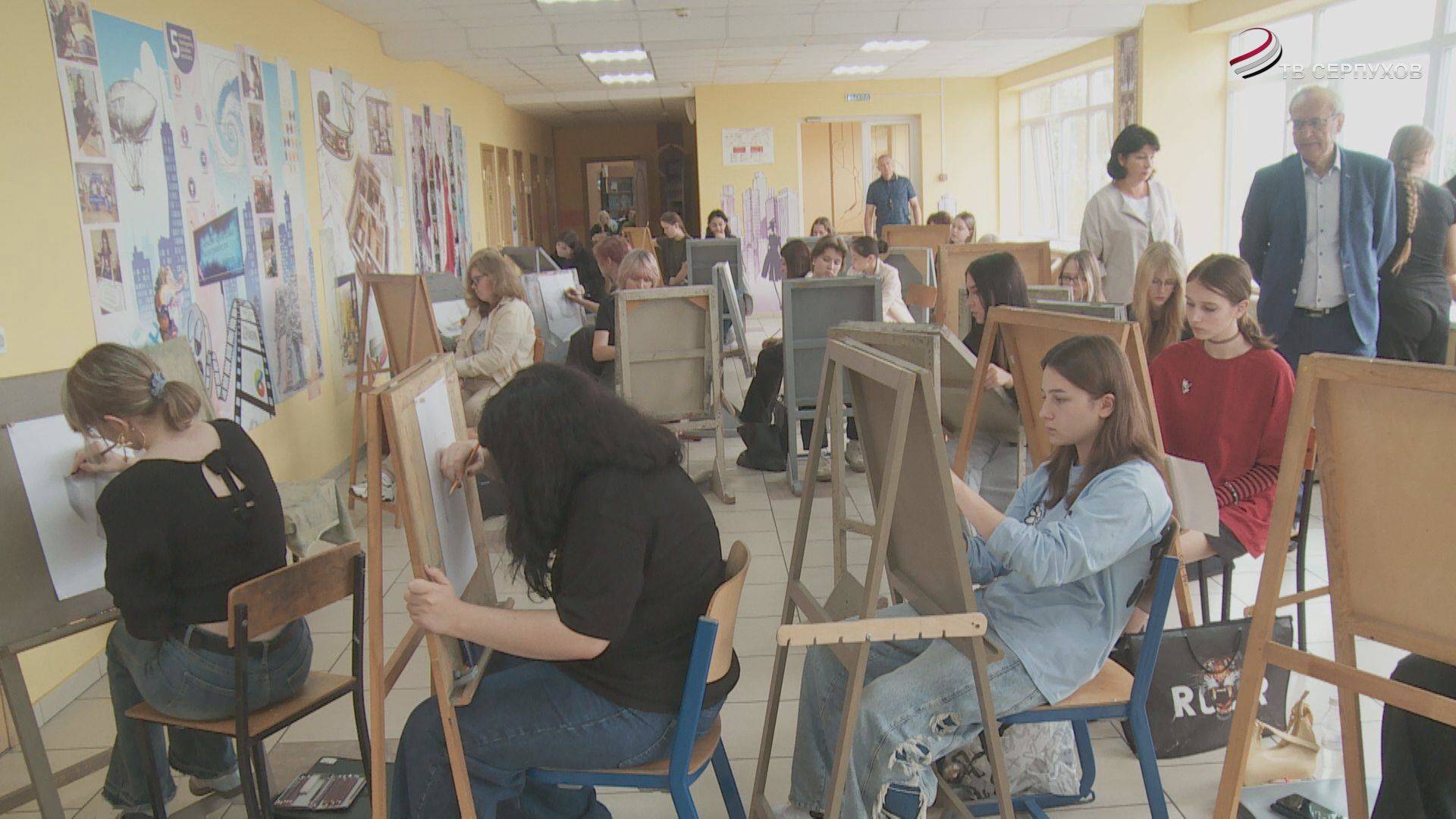 В Серпухове началась приемная комиссия в Губернском колледже