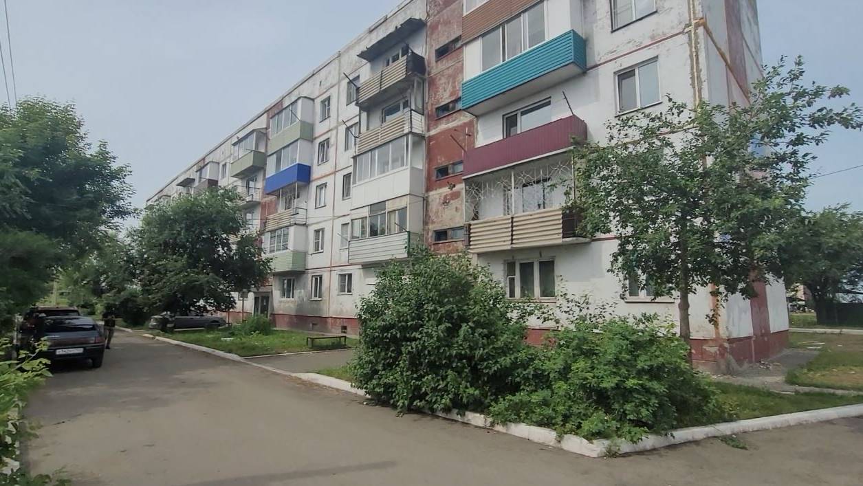 Двухкомнатная "Ленинградка" по ул. Полевая в п.ст. Егозово