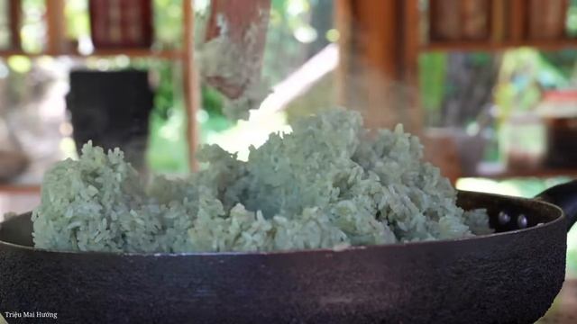 Дополнено Recipe for Making Colorful and Delicious Green Bean Sticky Rice Cakes. Trieu Mai Huong