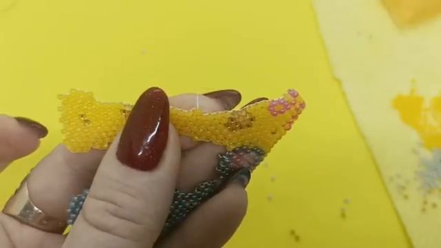 МЫШОНОК НА СЫРНОЙ ПОДКОВЕ Кирпичное плетение Часть 4 из 8  от Светланы Литвиновой