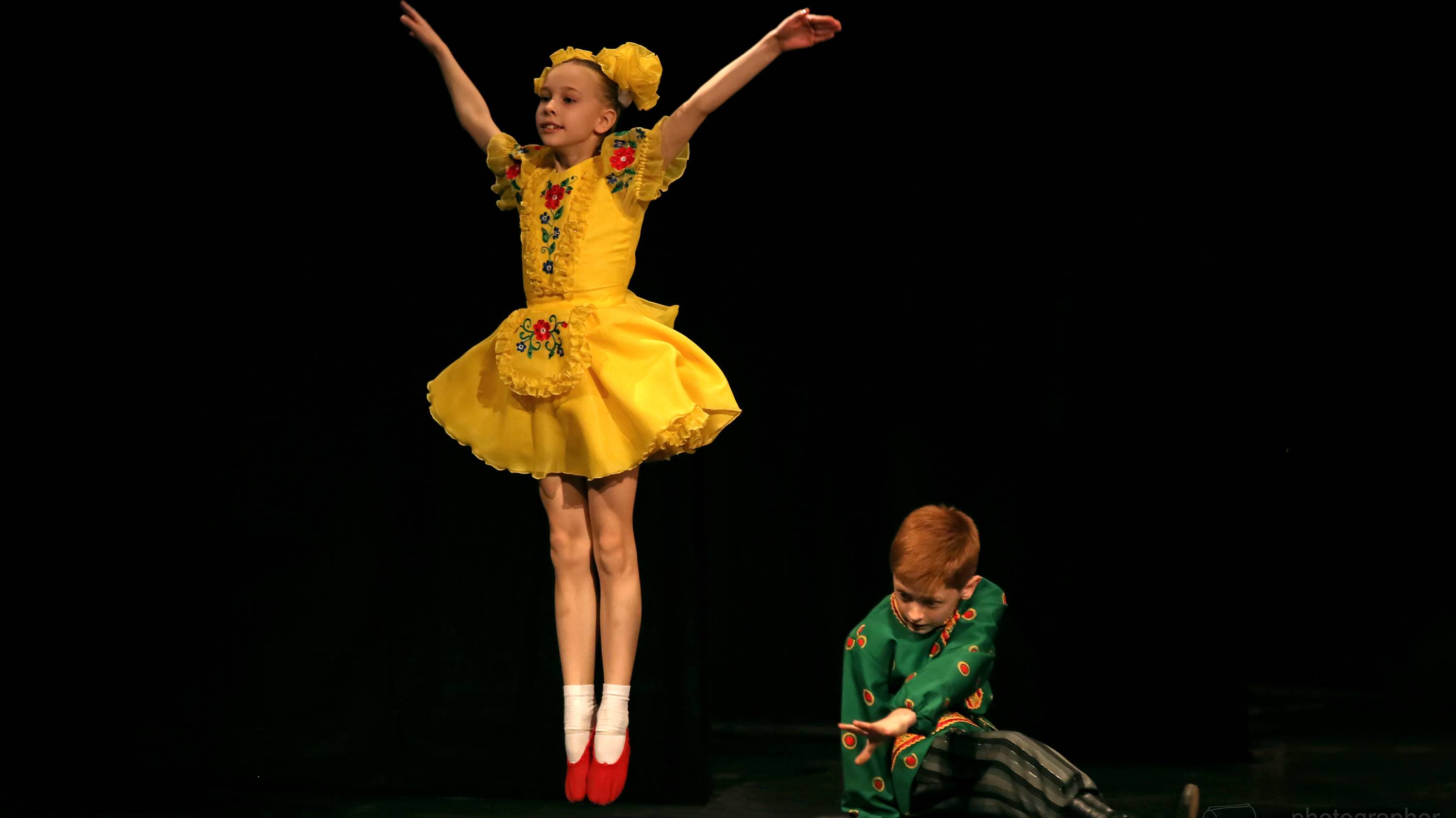 «ГУСИ-ГУСЕНЯТА», Ансамбль "Школьные годы". "GEESE-GOOSENS", Ensemble "School Years".