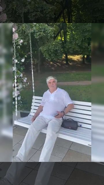 Коломенское.  Свадебная зона. Две половинки единого целого.