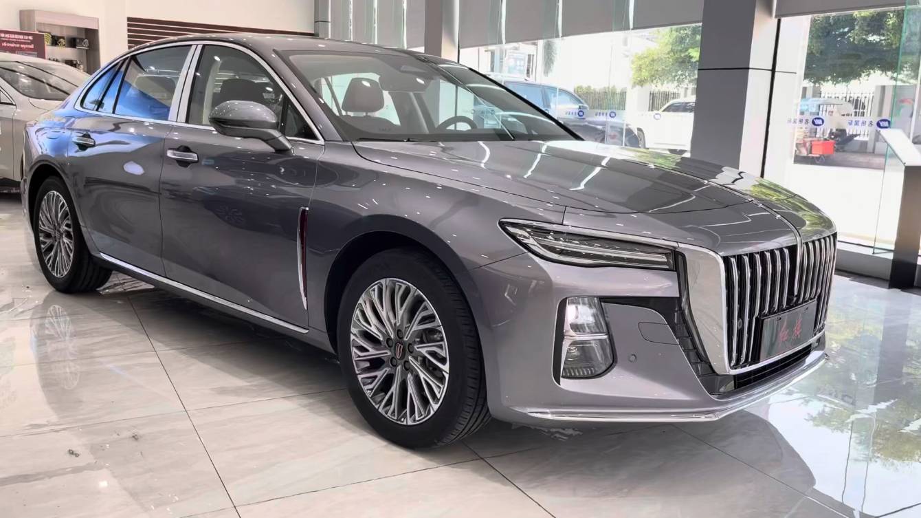 Hongqi Ousado 2.0T 2024 — роскошный седан будущего! Обзор экстерьера и интерьера