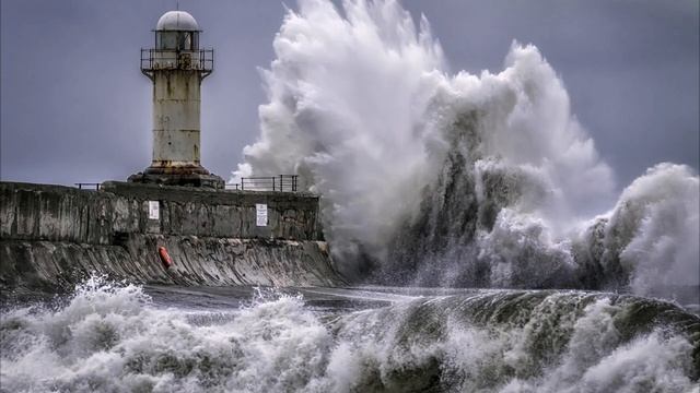 ДАЛЕКО-ДАЛЁКО