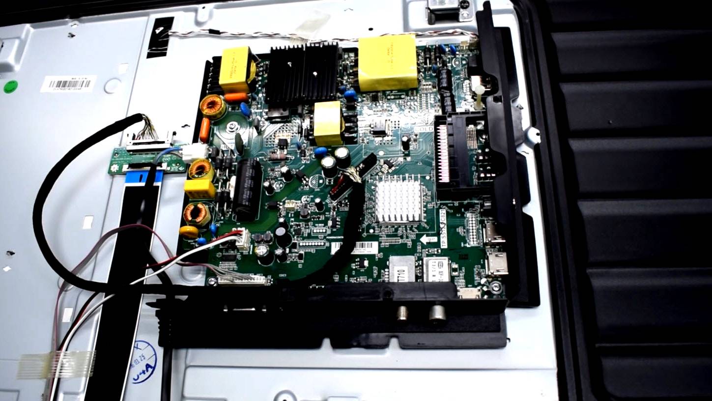 Ремонт телевизора THOMSON T48D16SF-01B