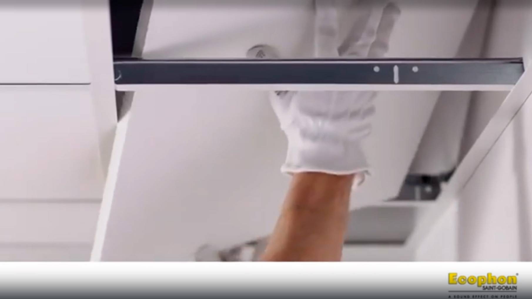 Ecophon Focus™ A 600x600 мм - установка потолка