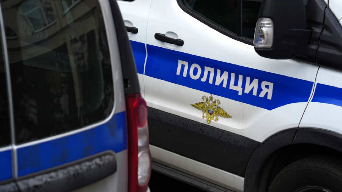 Мать избила восьмилетнюю дочь на улице в Балашихе