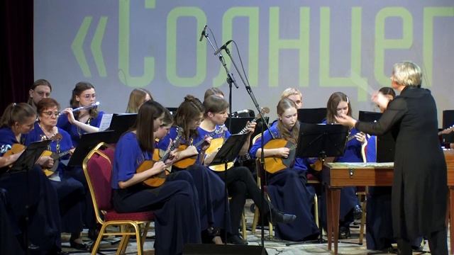 А. Шнитке. Сюита из музыки к к/ф «Клоуны и дети»/ Вступление. Интермеццо. Акробаты.