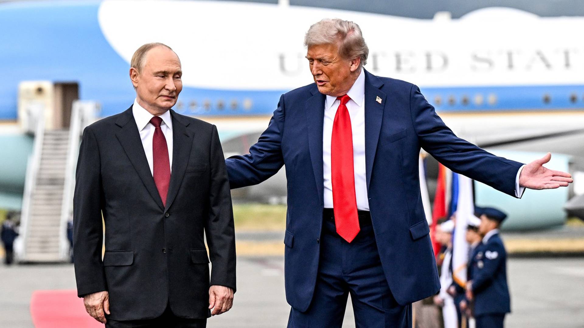 На пути к миру: все подробности и итоги исторической встречи Путина и Трампа на Аляске
