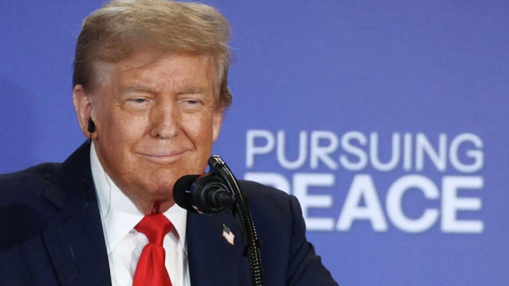 Трамп подтвердил успешный ход переговоров и поблагодарил Путина за продуктивную встречу