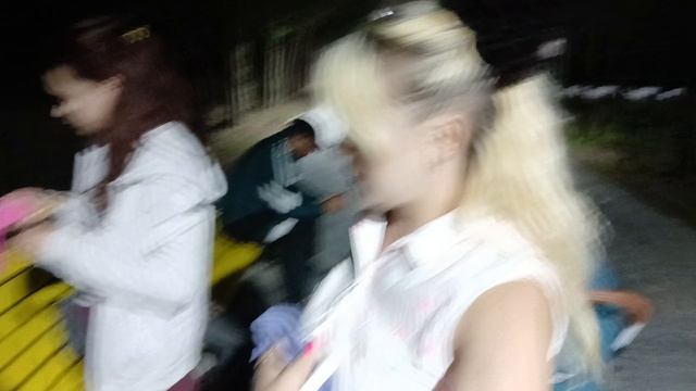Чолпон-Ата Иссык-куль, гуляем по городу, пляж на Иссык-Куле, набережная, фантан вечерняя прогулка