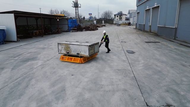 Электрическая Тележка-Буксир от ЕМС Групп