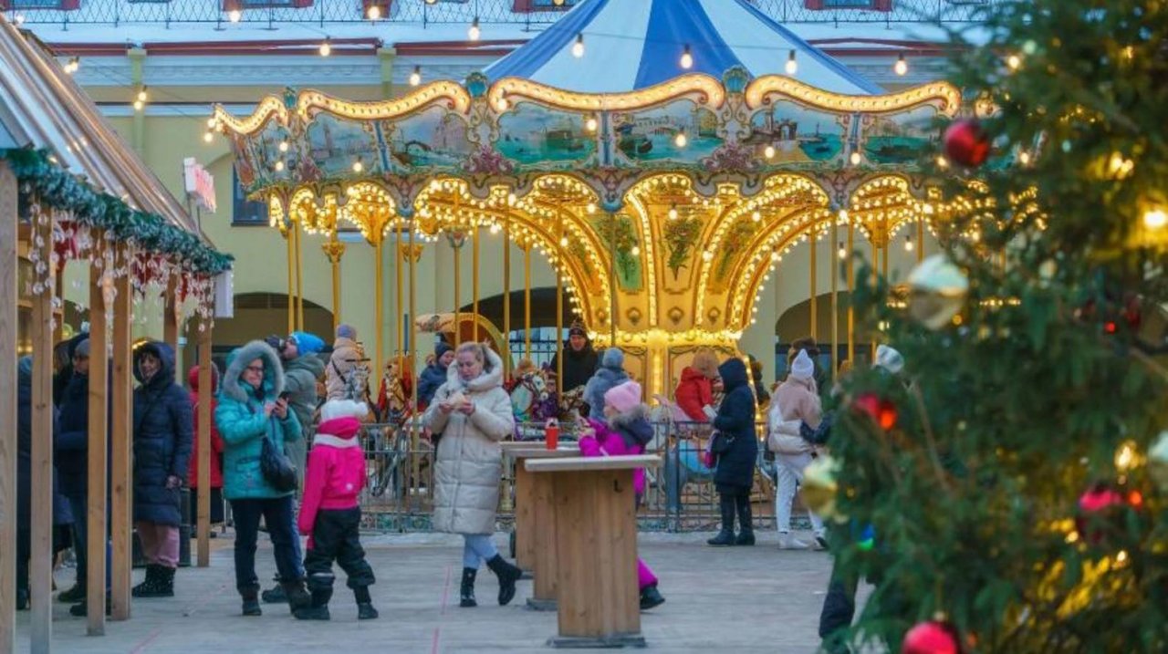 Ярмарка. Никольские ряды)