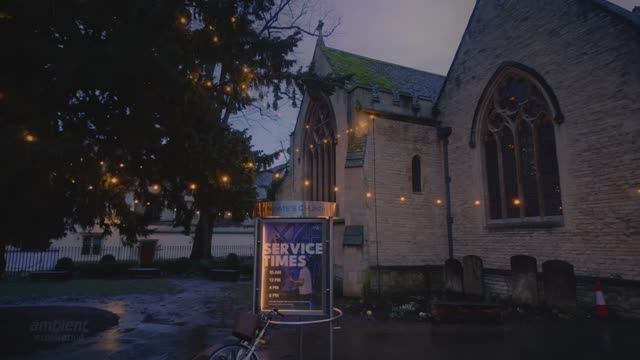Walking in the Rain ｜ Oxford, England 4K
