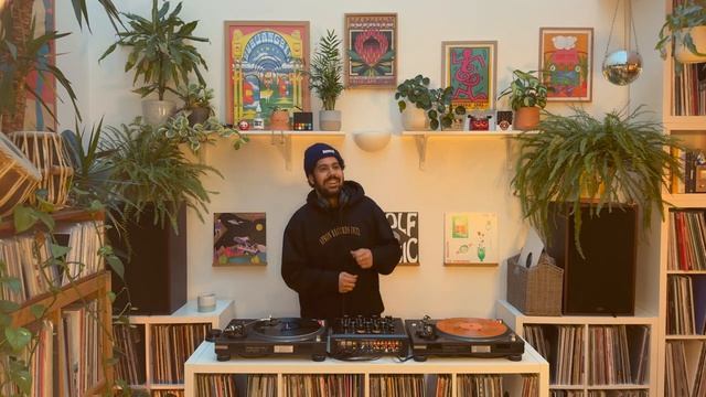 Mr. Redley Loves To Boogie (Deep, House, Techno)