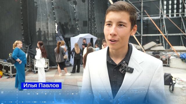 "Жизнь  столицы".  День  города показ  автомобилей и  проект "Джаз на Волге".