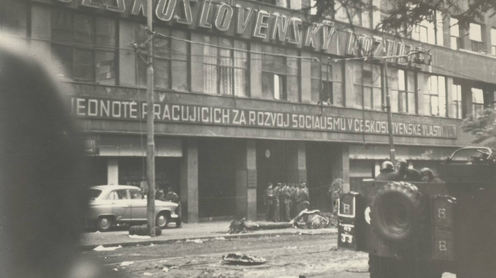 57 лет назад - В Чехословакию введены войска стран Варшавского договора