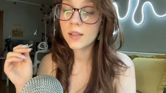 ASMR Проверяю тебя на СДВГ •ᴗ• Фонарик ~ Близкий Шёпот