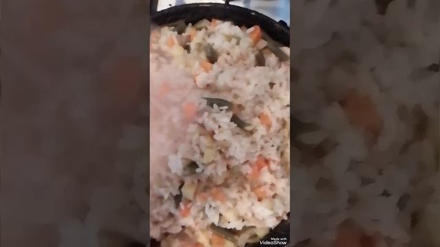 Очень-очень вкусный-вкусный салат, который подается как горячим так и холодным.