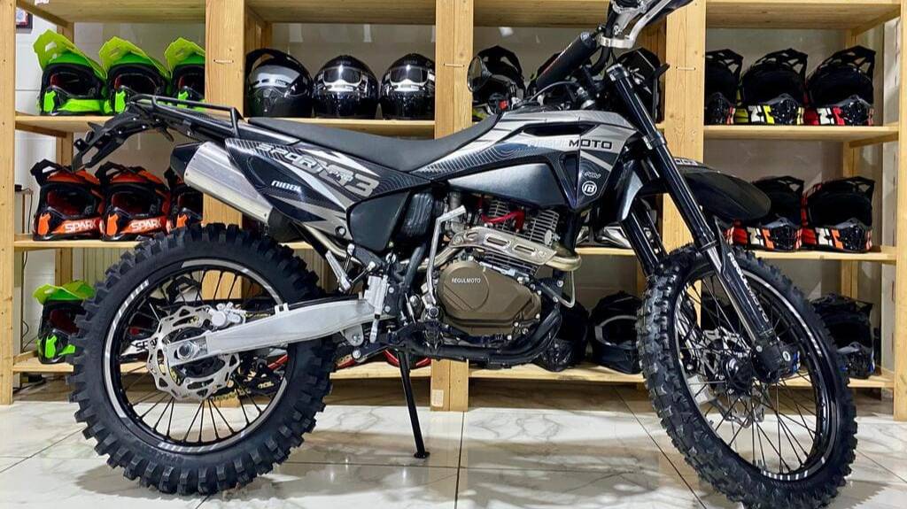 Мотоцикл Regulmoto Sport-003 PR PRO 300 (4 valves) 6 передач