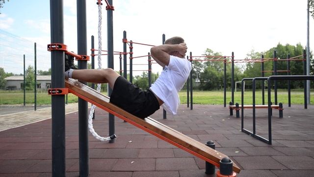 Пресс на косой лавке