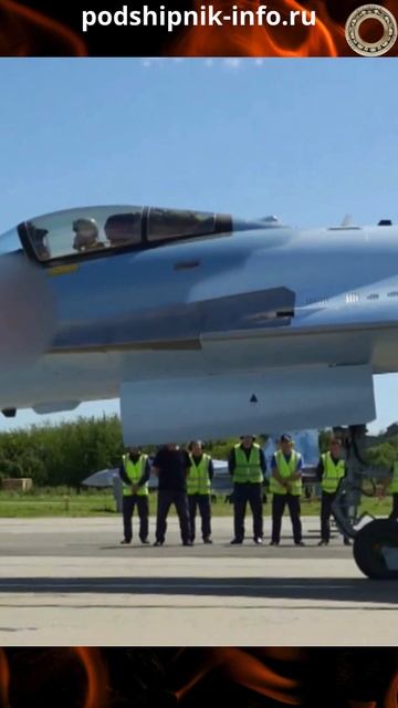 Новенькие Су-35С. В первый путь.