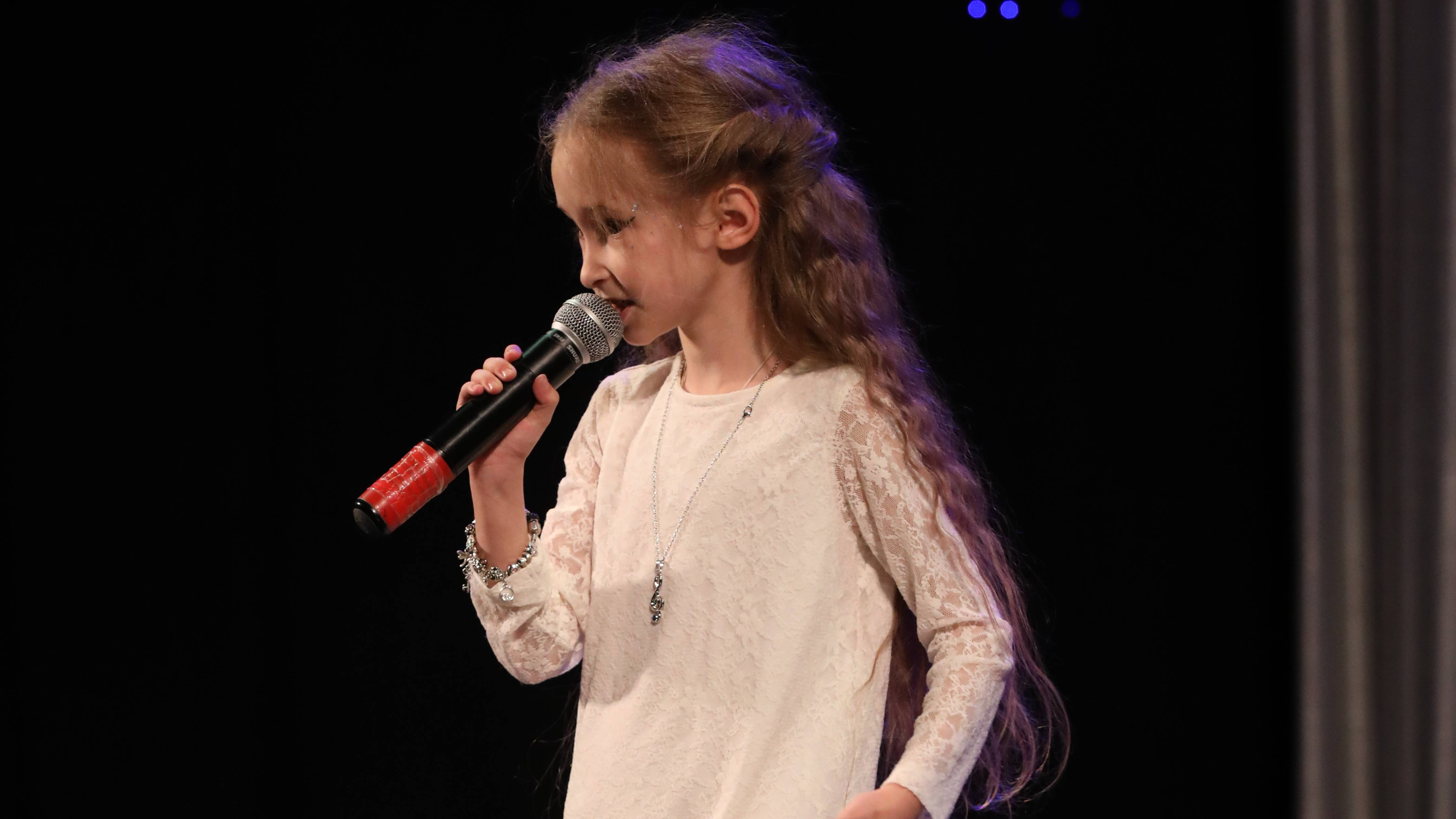 Алиса Искакова -Music and me