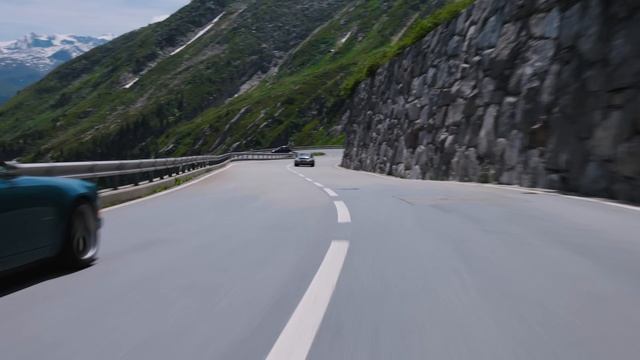 Out of Office - Summer Holiday in Switzerland with Singer