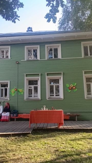 Резной палисад. Вологда