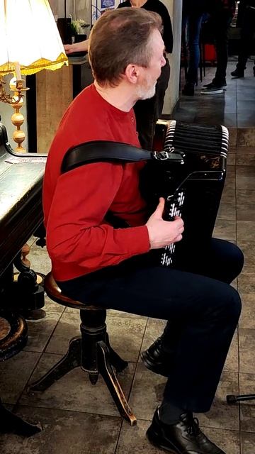 Старый клён