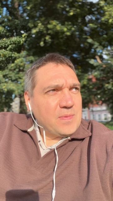 Даже самое простое дело можно сделать невыполнимым, назначив достаточное количество совещаний.