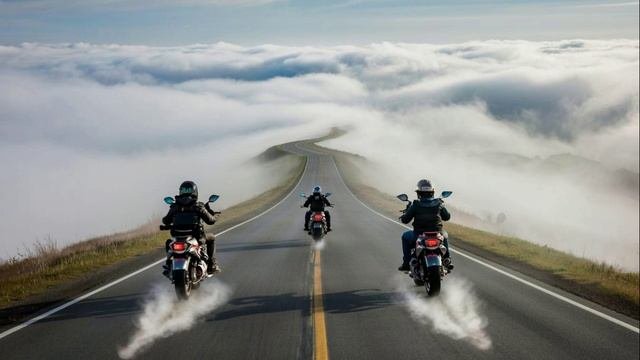 Он навсегда умчался в мир иной