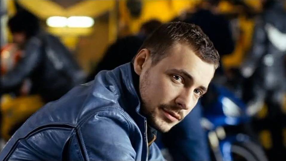 ВЛАД БОЧАРНИКОВ. НА ВИРАЖЕ - 1 (длинная версия). Муз. Н. Джинчарадзе, сл Е. Ватолиной