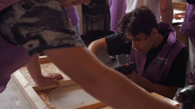 Мастер-класс "Будки приютам" вместе с Мосволонтер