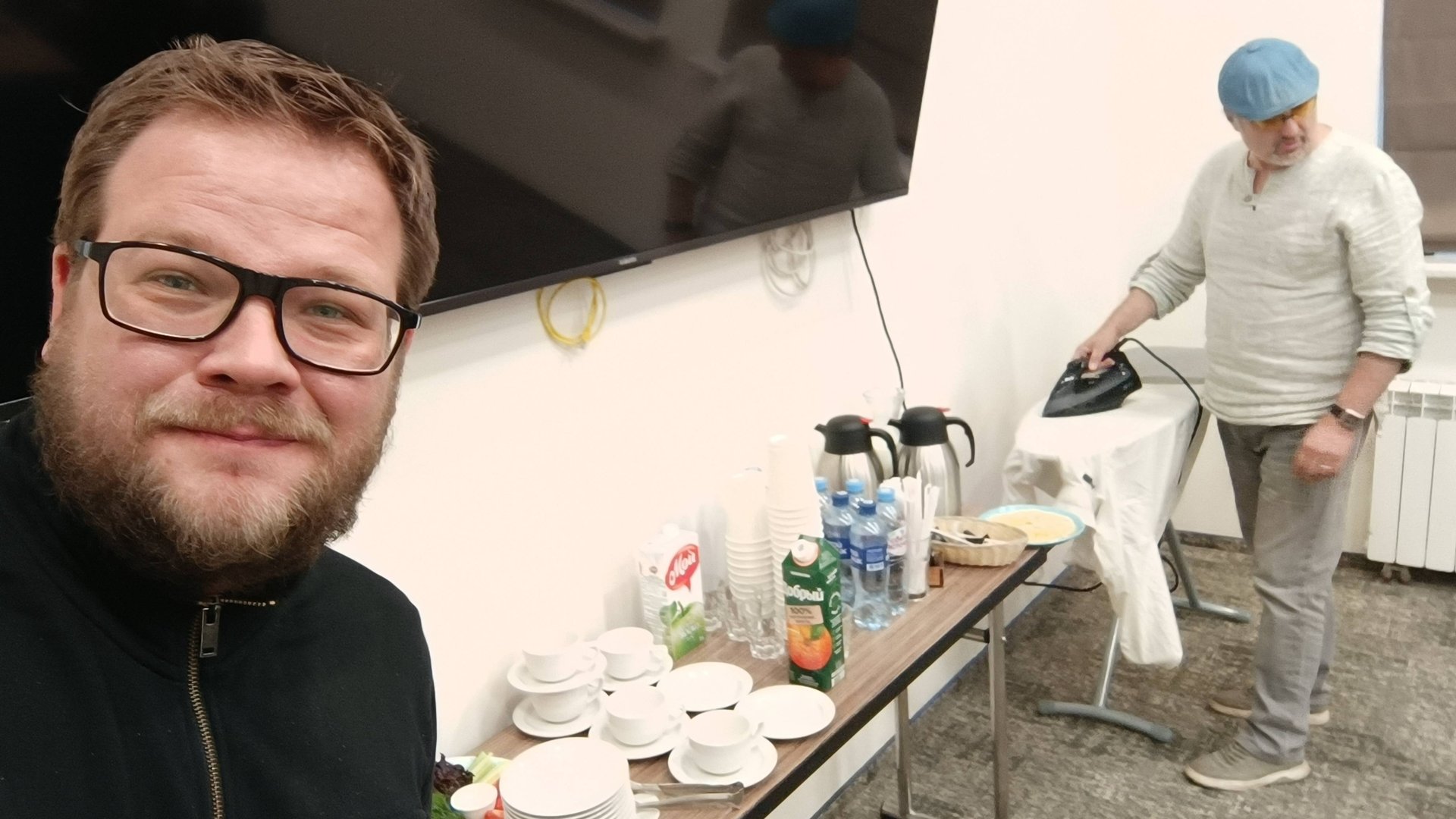 VID_20250823_213505 Radio Ga-Ga