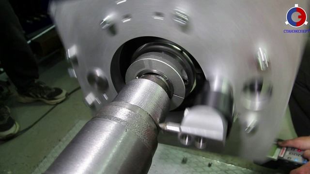 Нарезание наружной резьбы мобильным расточным станком СТАНЭКСПЕРТ® ПИОНЕР-2 ЦПУ