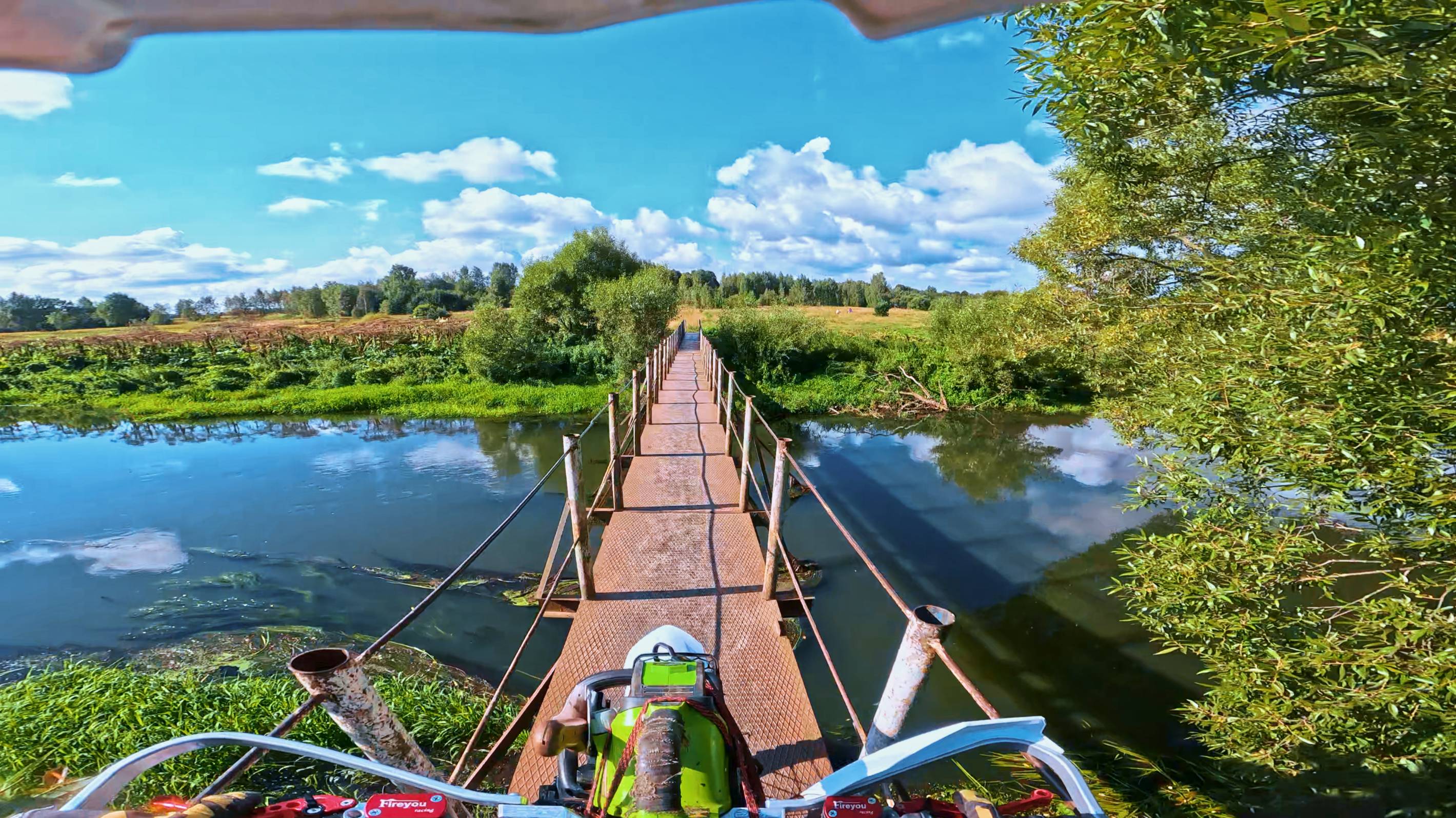 Большая группировка эндуристов проехала по трассе «Лысая гора», расчистили новые участки.