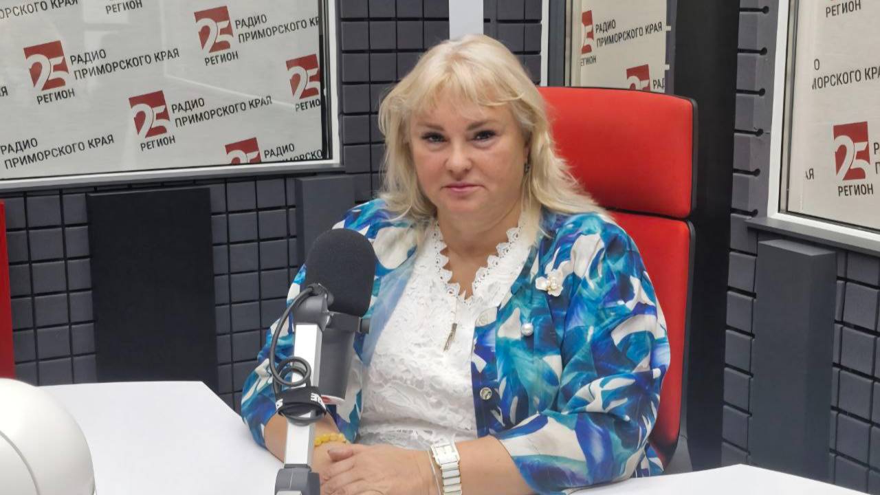 Без Галстуков / «Кризисный центр» — это не страшно, а важно! / 26.08.25